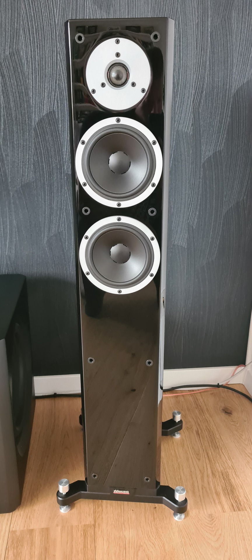 Dynaudio | dynaudio, heimkino, surround | hifi-forum.de Bildergalerie