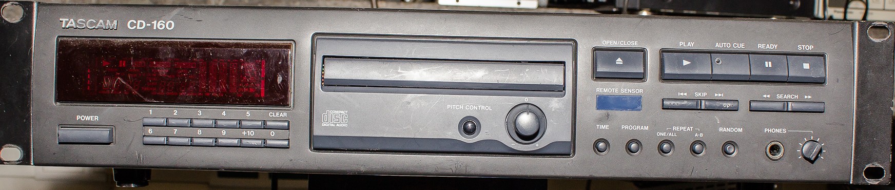 Tascam CD-160, professioneller CD-Player | cd160, cdplayer ...
